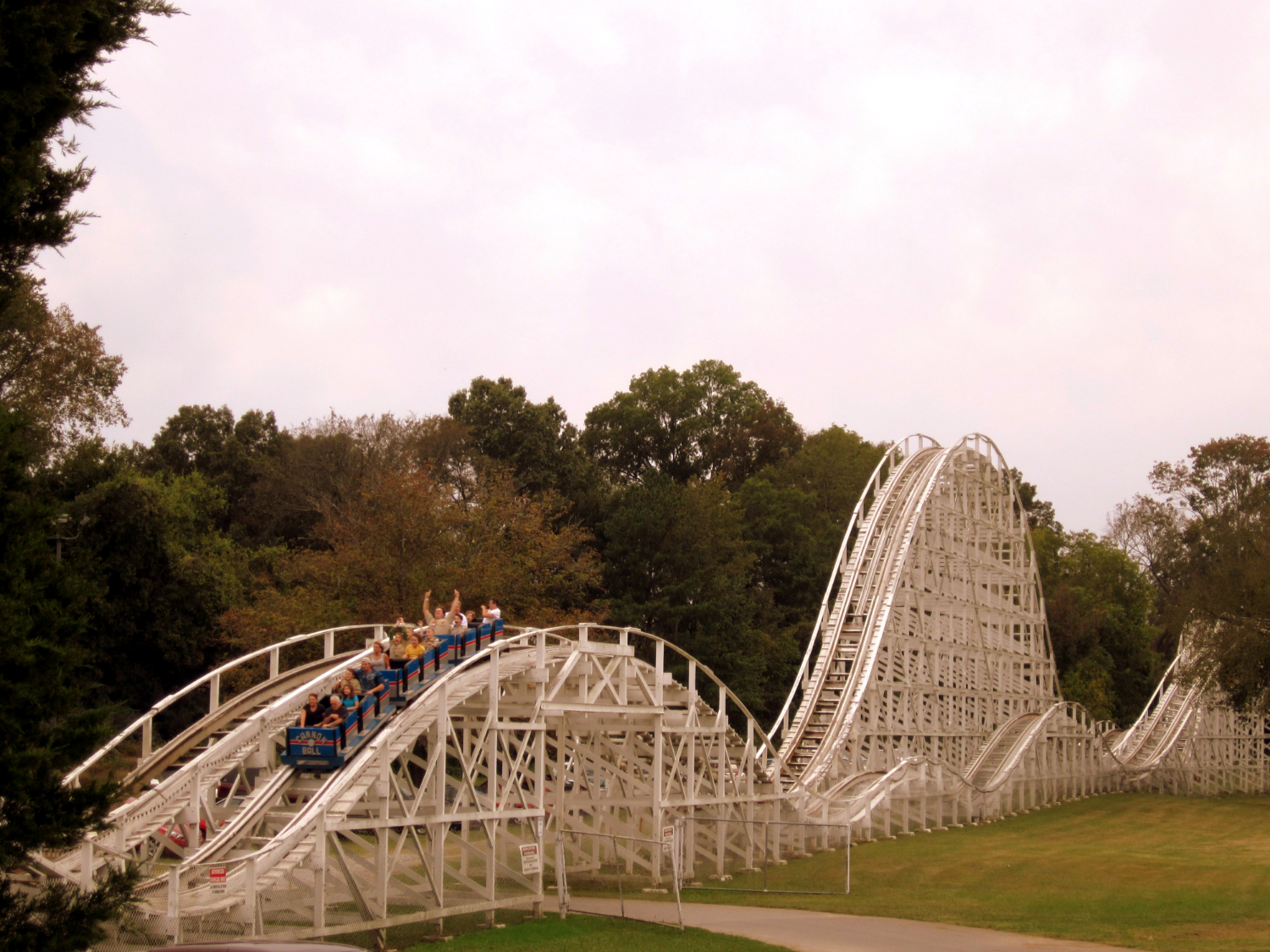 Roller coasters in Georgia - Roadtrips & Rollercoasters