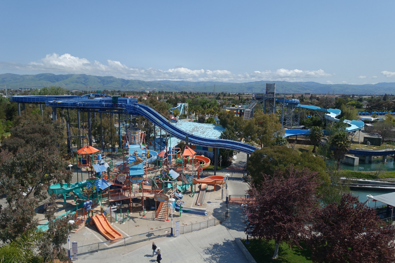 Roller Coasters in California - Roadtrips & Rollercoasters