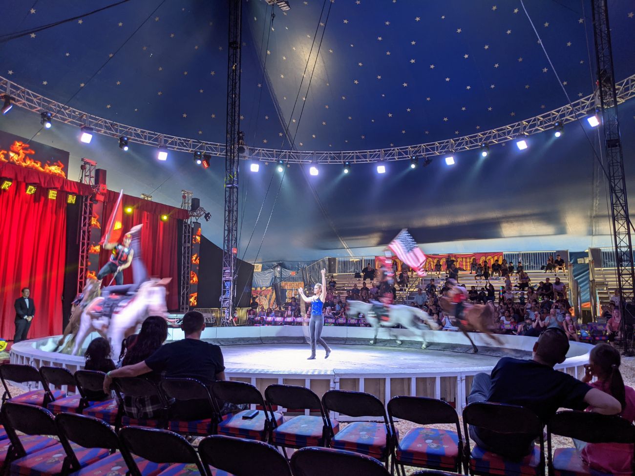 Garden Bros Circus Review - Roadtrips & Rollercoasters