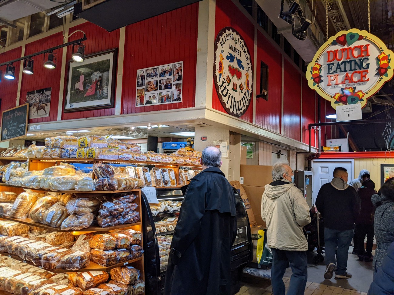 Reading Terminal Market - Roadtrips & Rollercoasters