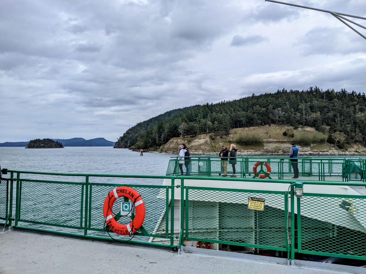 A Day in Friday Harbor - Roadtrips & Rollercoasters