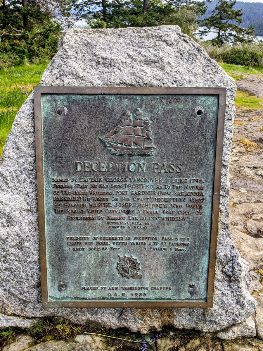 Deception Pass State Park - Roadtrips & Rollercoasters