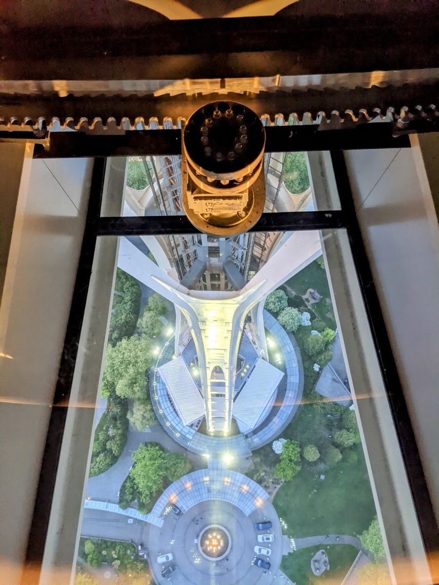 Seattle Space Needle - Roadtrips & Rollercoasters