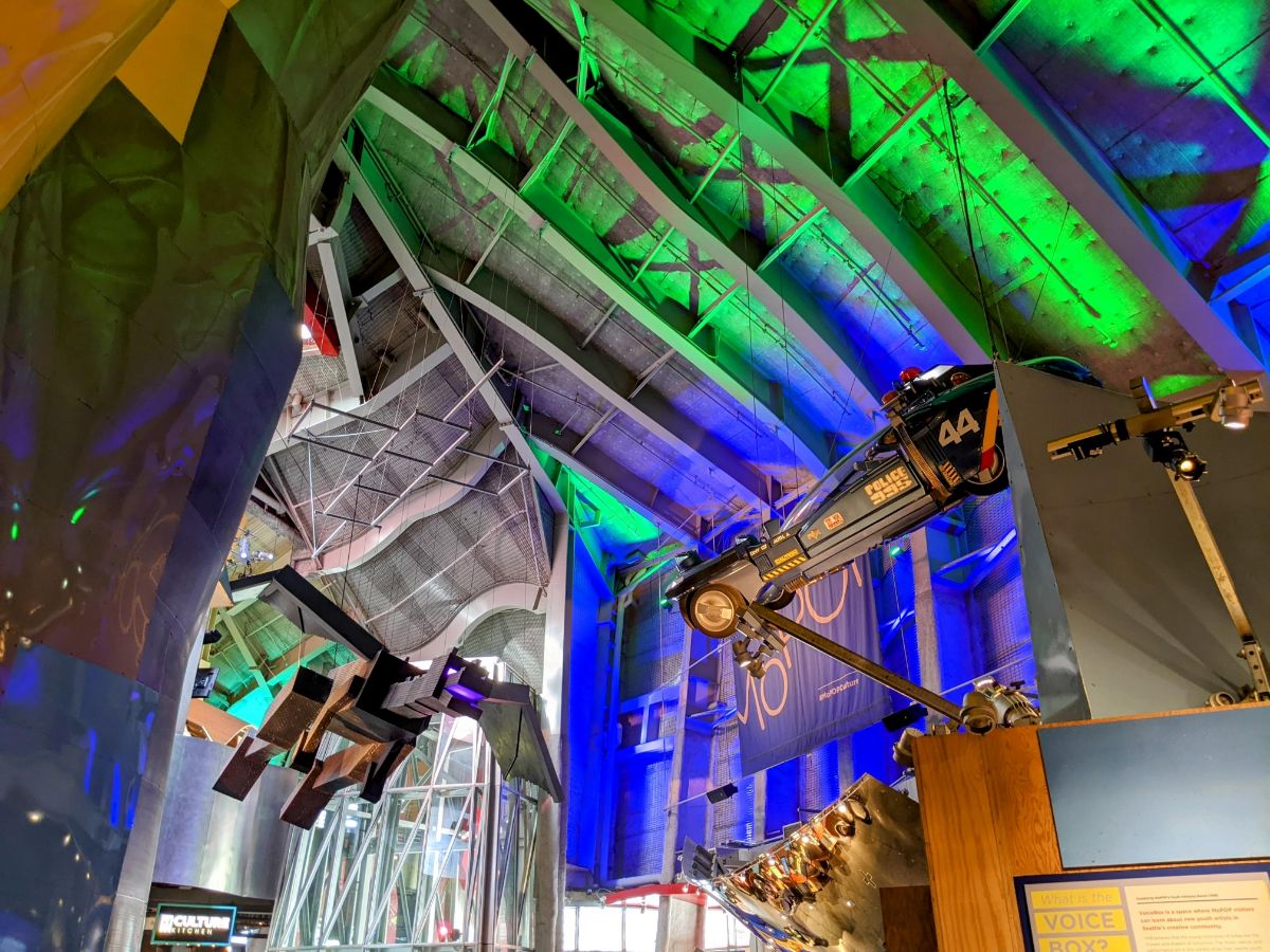 Museum of Pop Culture - Roadtrips & Rollercoasters